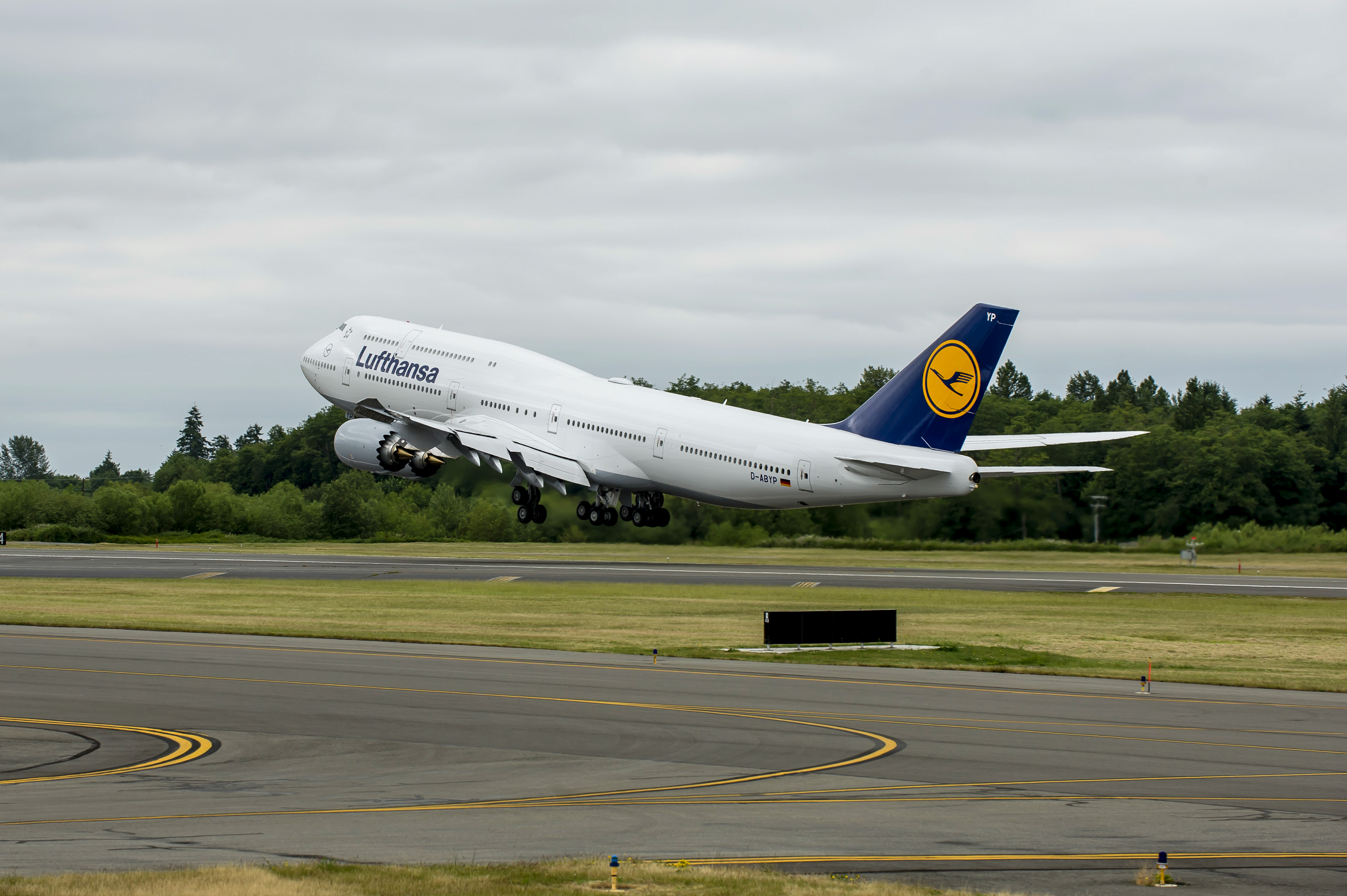 Boeing Celebrates The 1 500th 747 Is The Jumbo Jet Still Viable