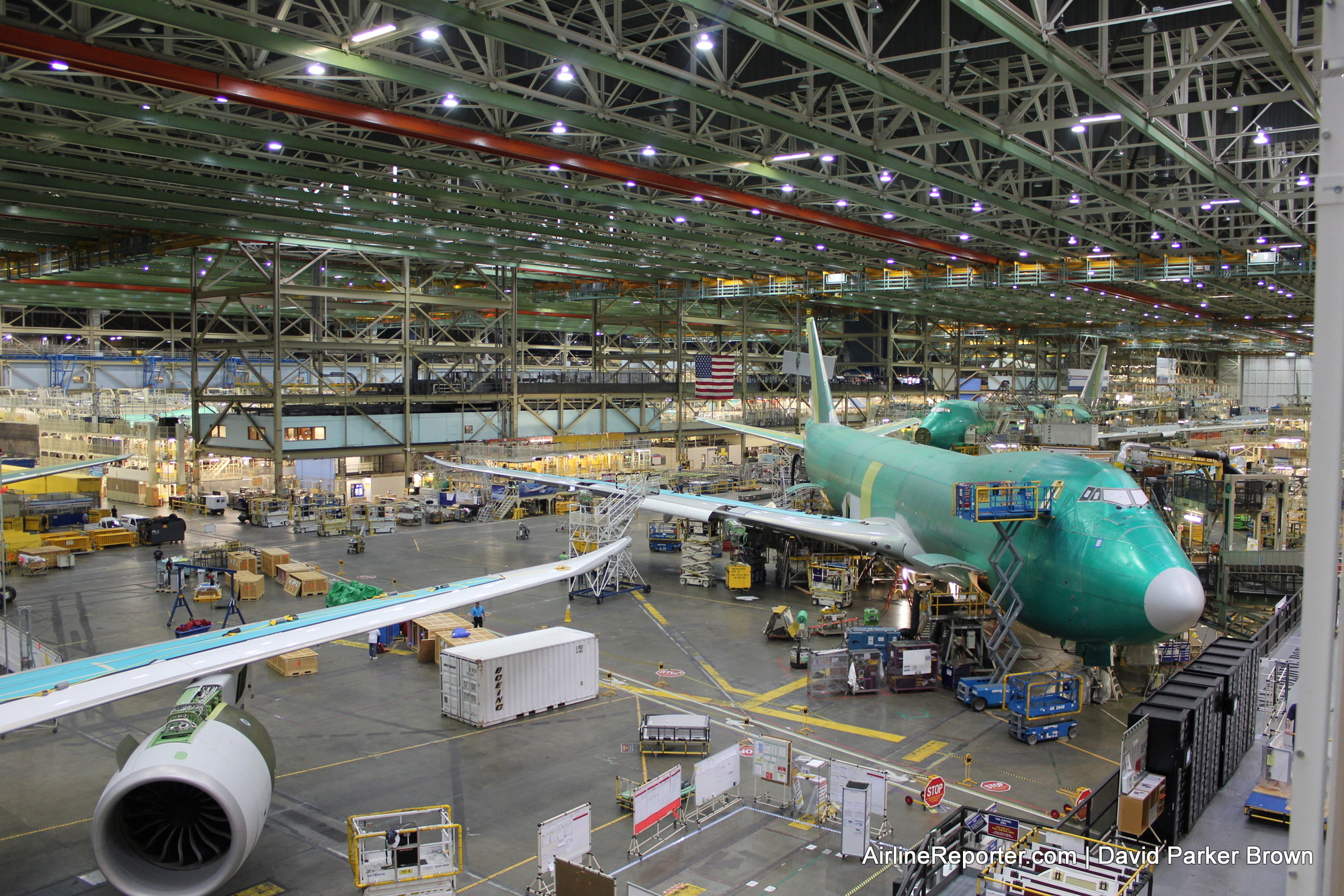 Inside the Factory: Photo Tour of Where Boeing 747s are Born ...