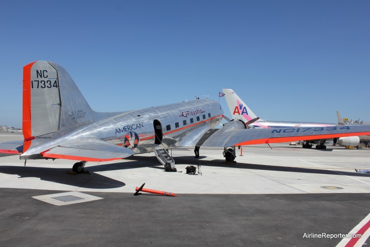 DC-3 : AirlineReporter
