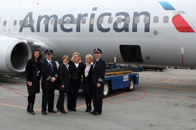 The American flight crew stopped to pose in front of the new American ...