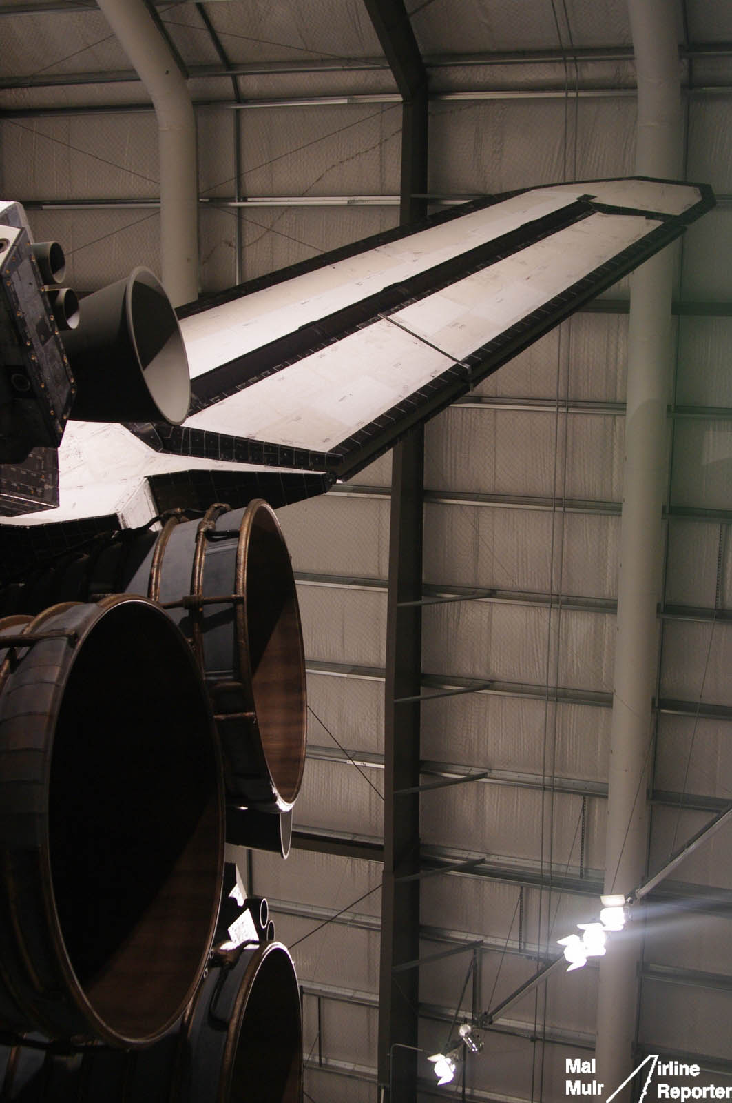 Shuttle Tail : AirlineReporter