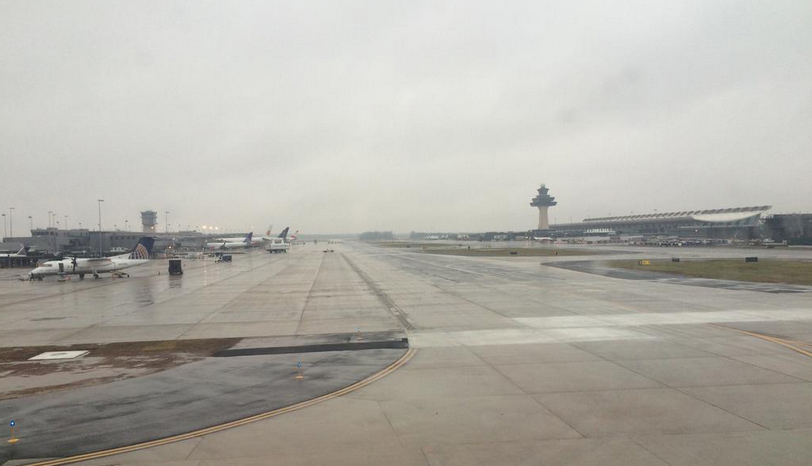 ua3 : AirlineReporter