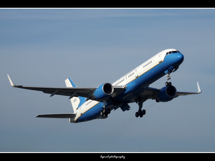 United States Air Force – Boeing C-32A : AirlineReporter