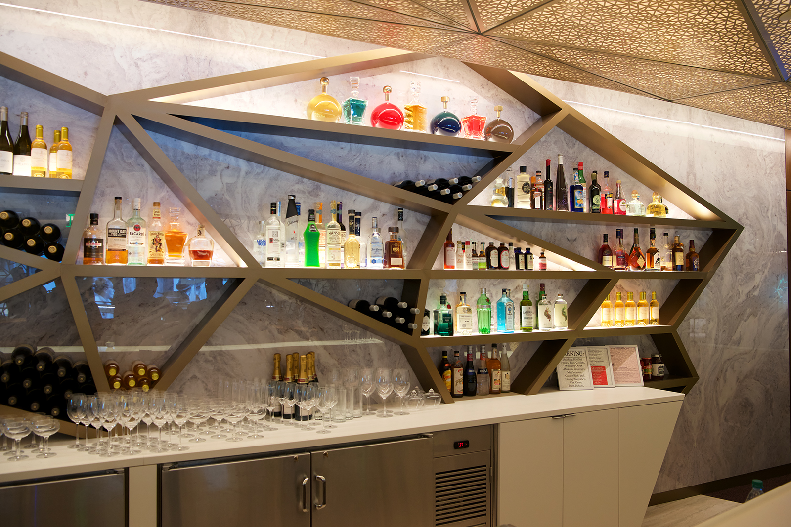 Etihad’s New Lounge in LAX – Bringing a Piece of Abu Dhabi to ...