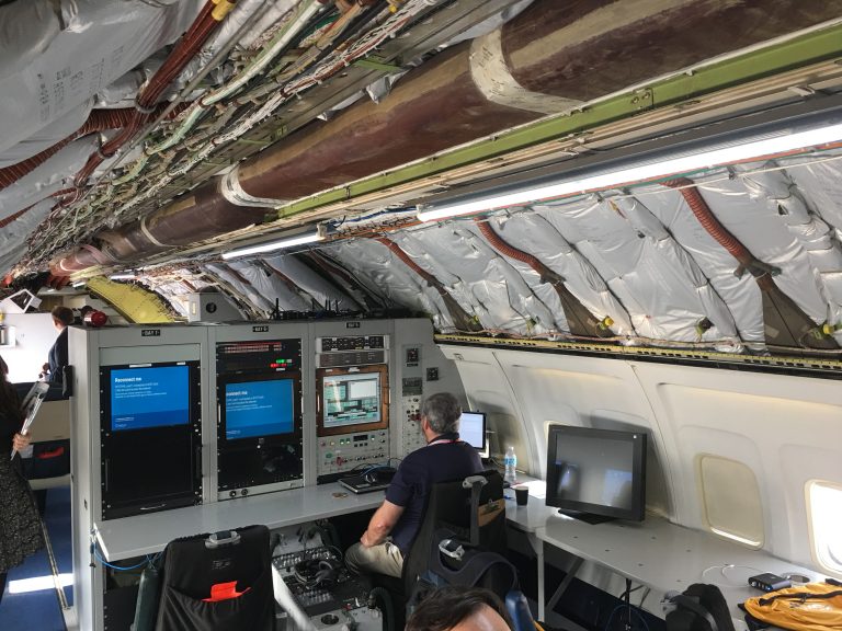 Touring the Honeywell Boeing 757 Testbed at MEBAA in Dubai ...