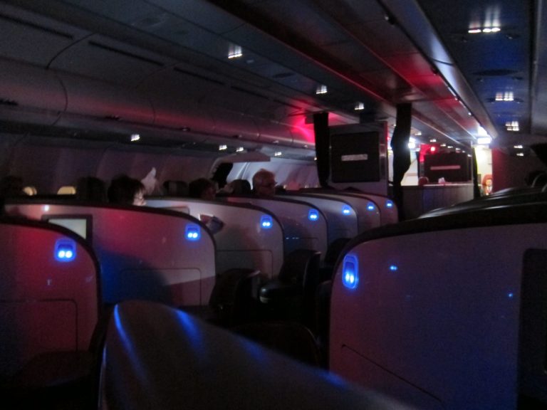 Flying on Bubbles — Upper Class on a Virgin Atlantic Airbus A340-600 ...