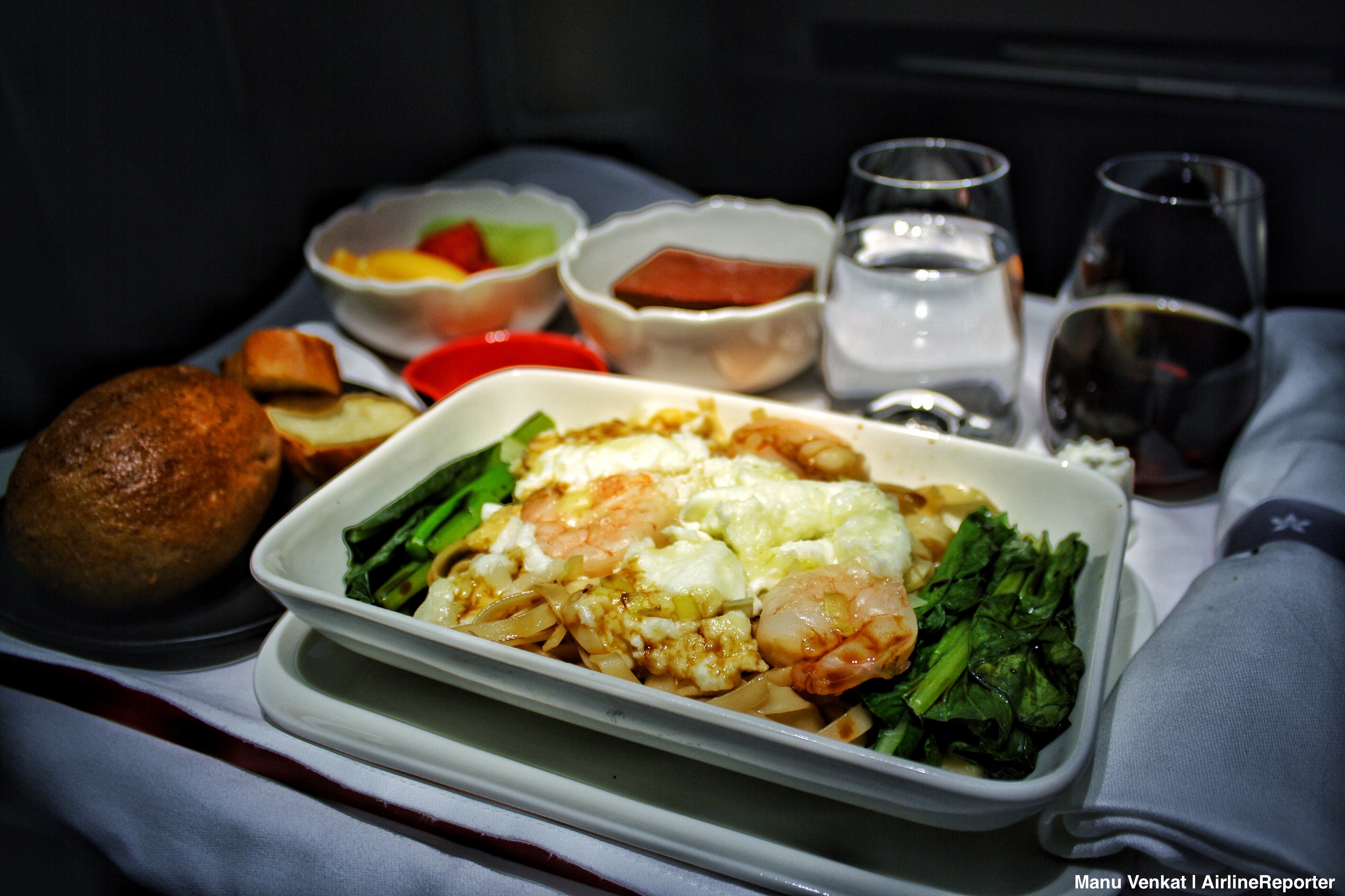 HX second meal : AirlineReporter