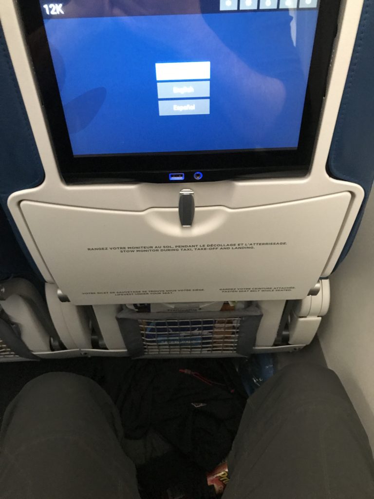 An economically elegant flight to Paris with French Bee ...