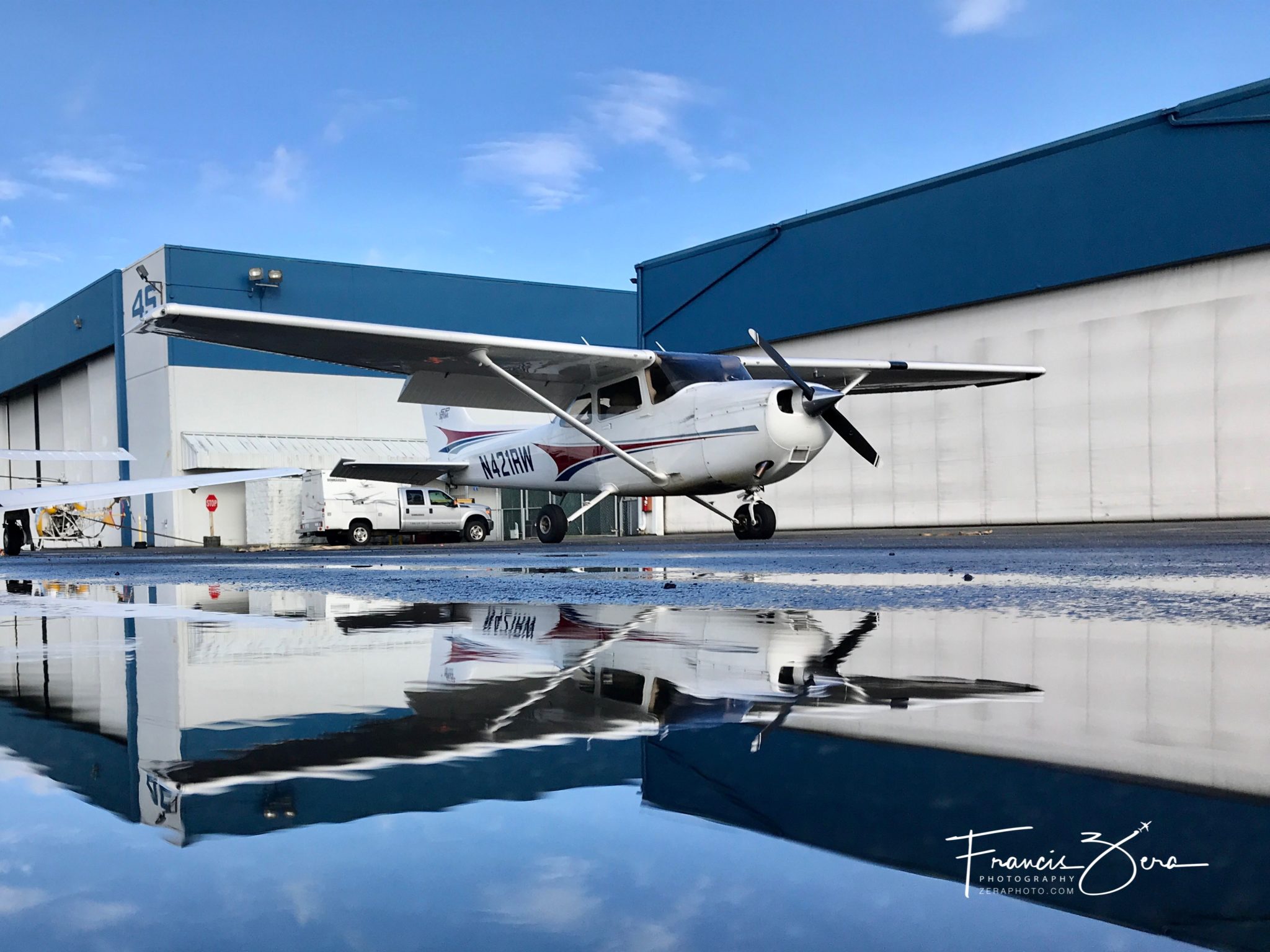 C172 : AirlineReporter