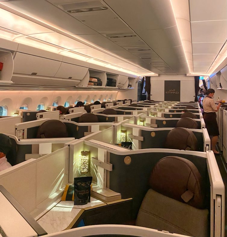 Business Class : AirlineReporter