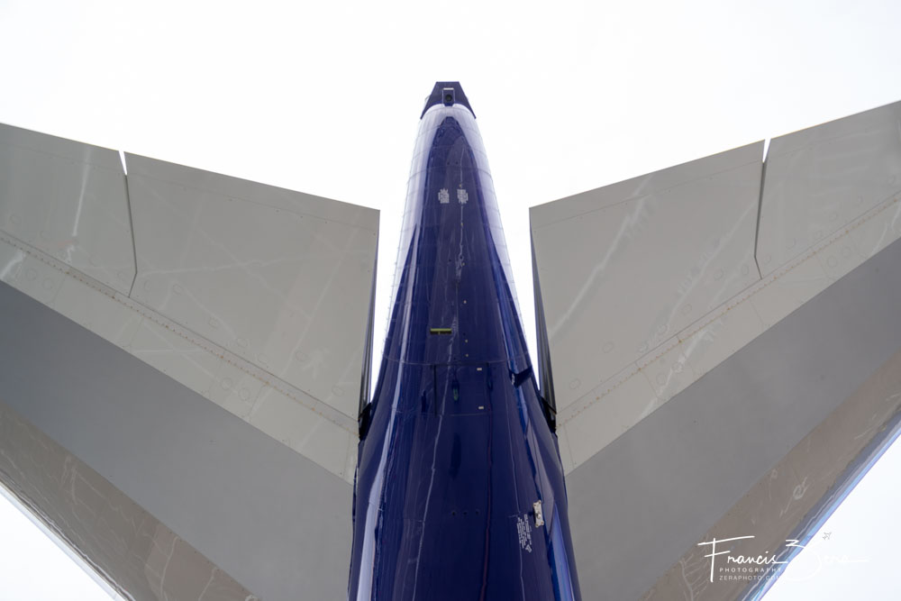 Long live the queen of the skies – the final 747 flies away from the ...