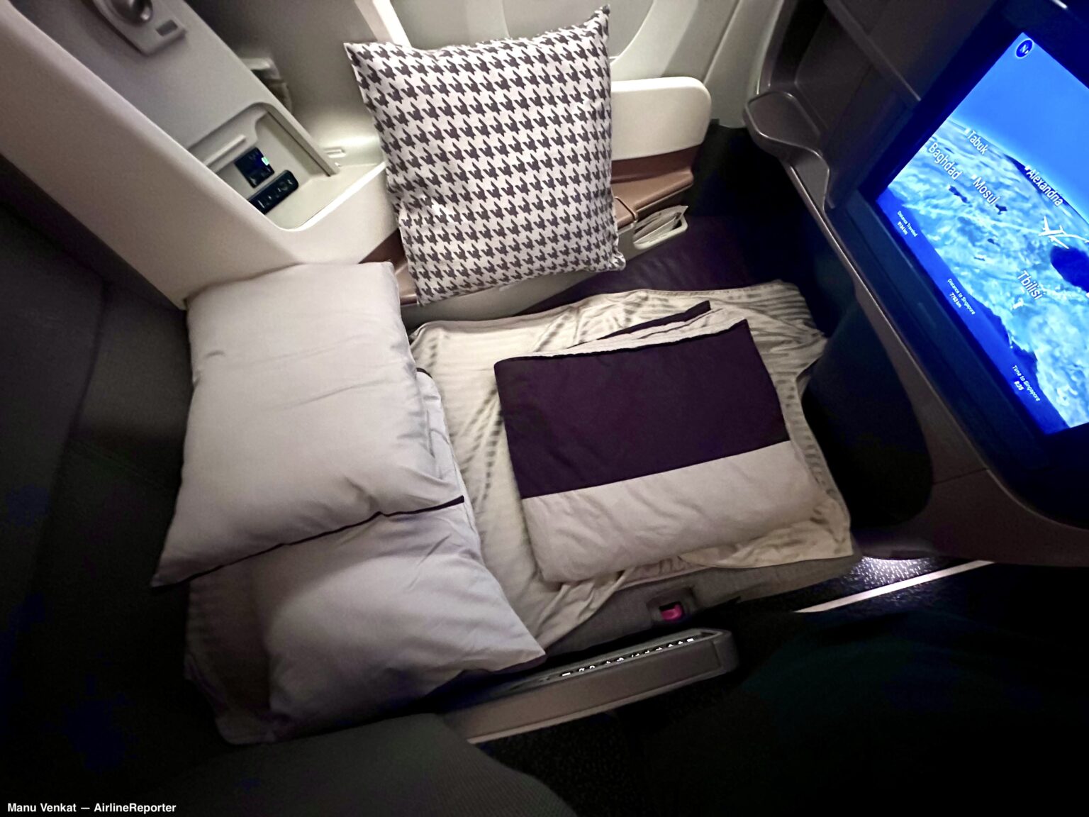 Qatar Airways vs. Singapore Airlines: Who’s the Best in the Business ...
